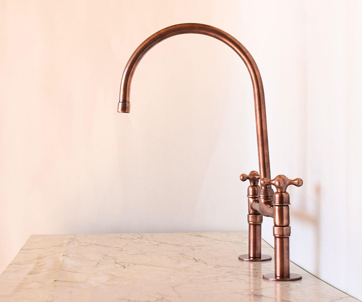 Copper Kitchen Faucet – Brass with Copper Finish, 360° Swivel Goosenec